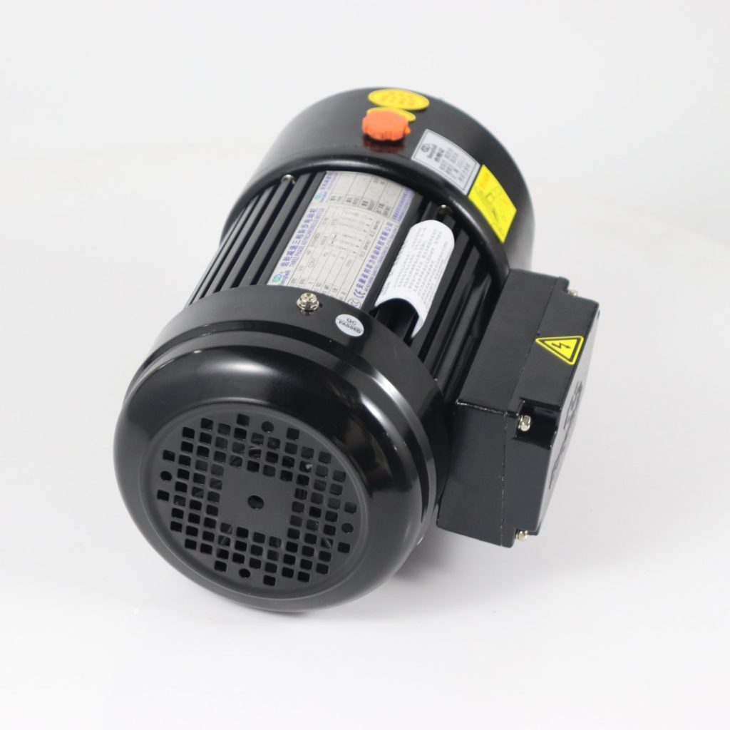Aluminium Three Phase AC Gear Motors for Conveyor Facility - Gear ...